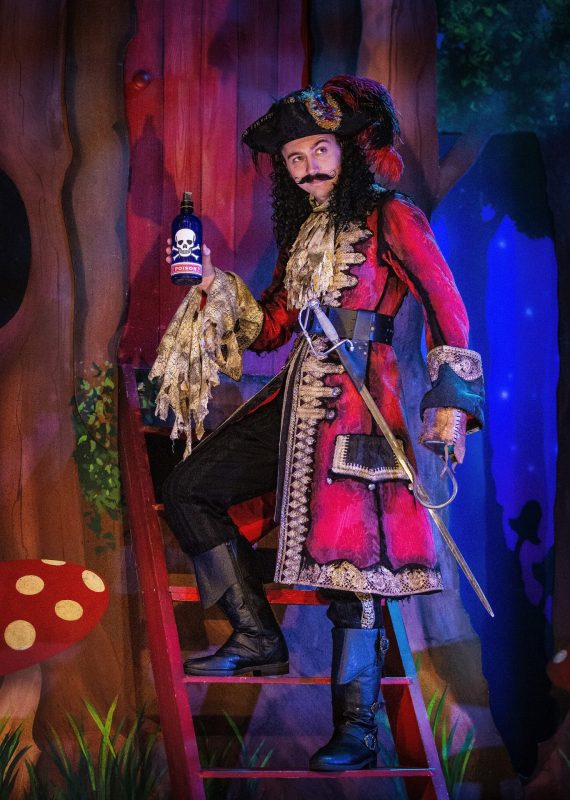 Peter Pan Goes Wrong, Bath Theatre Royal | Fine Times Recorder